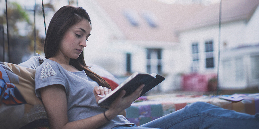 Pray, Stay, Say: 3 Things to Do When You Find No Joy in the Word ...