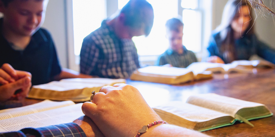 Asking Questions Like Jesus: How to Bring All Ages Together for Family ...